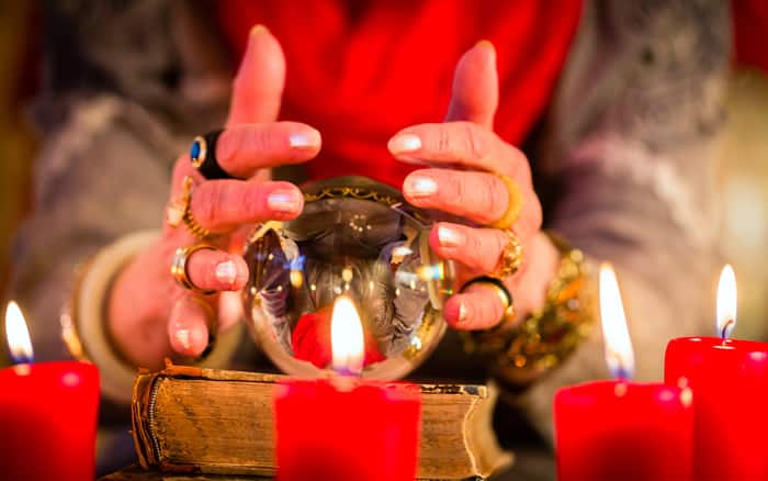 Gatanje iz šalice kave, dlana, graha, simboli - tarot-horoskop.com.hr